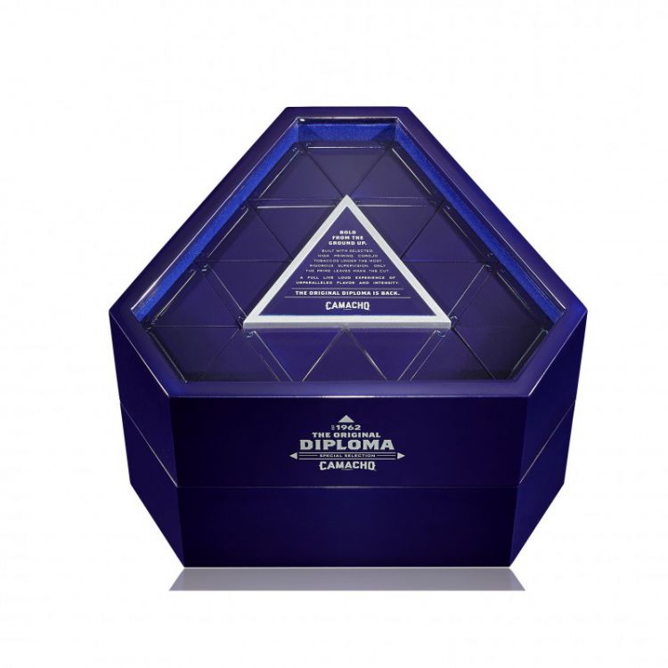 Camacho Diploma Special Robusto Limited Edition 2018